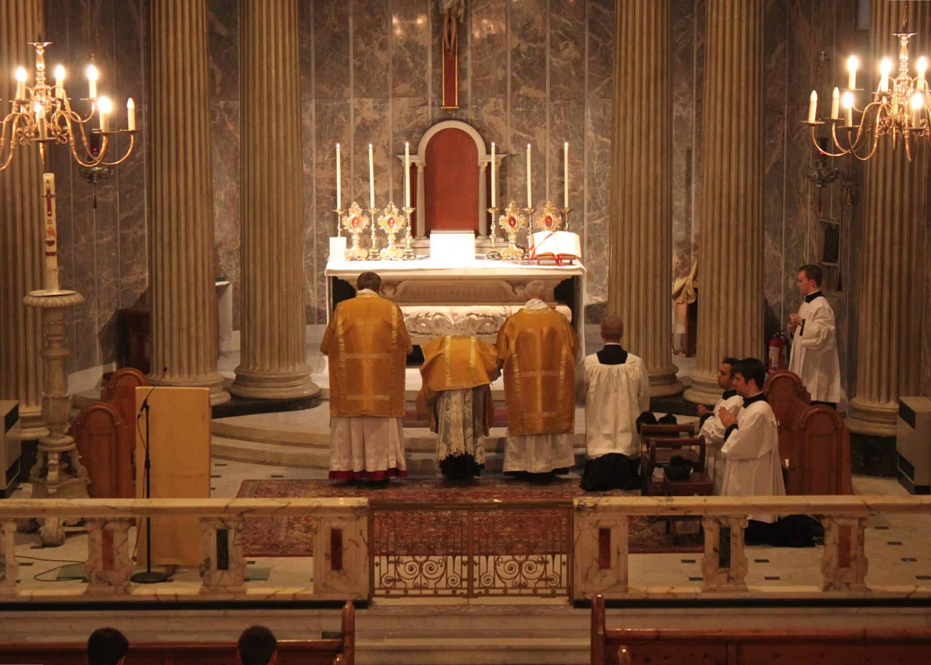 Pope Francis restricts use of ‘divisive’ Latin mass, leaving ...