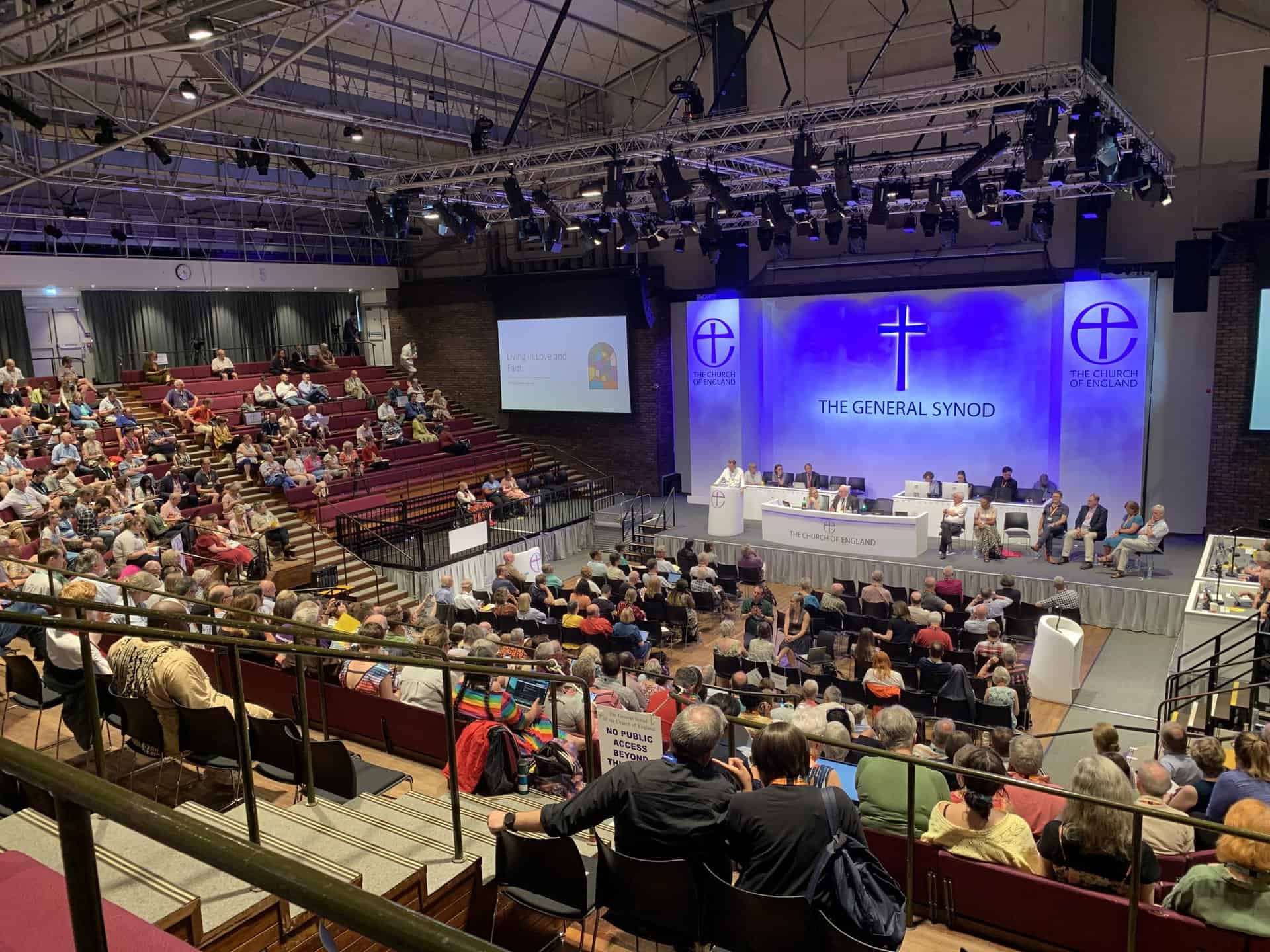 Church of England's "sofa government" has led to collapse of trust ...